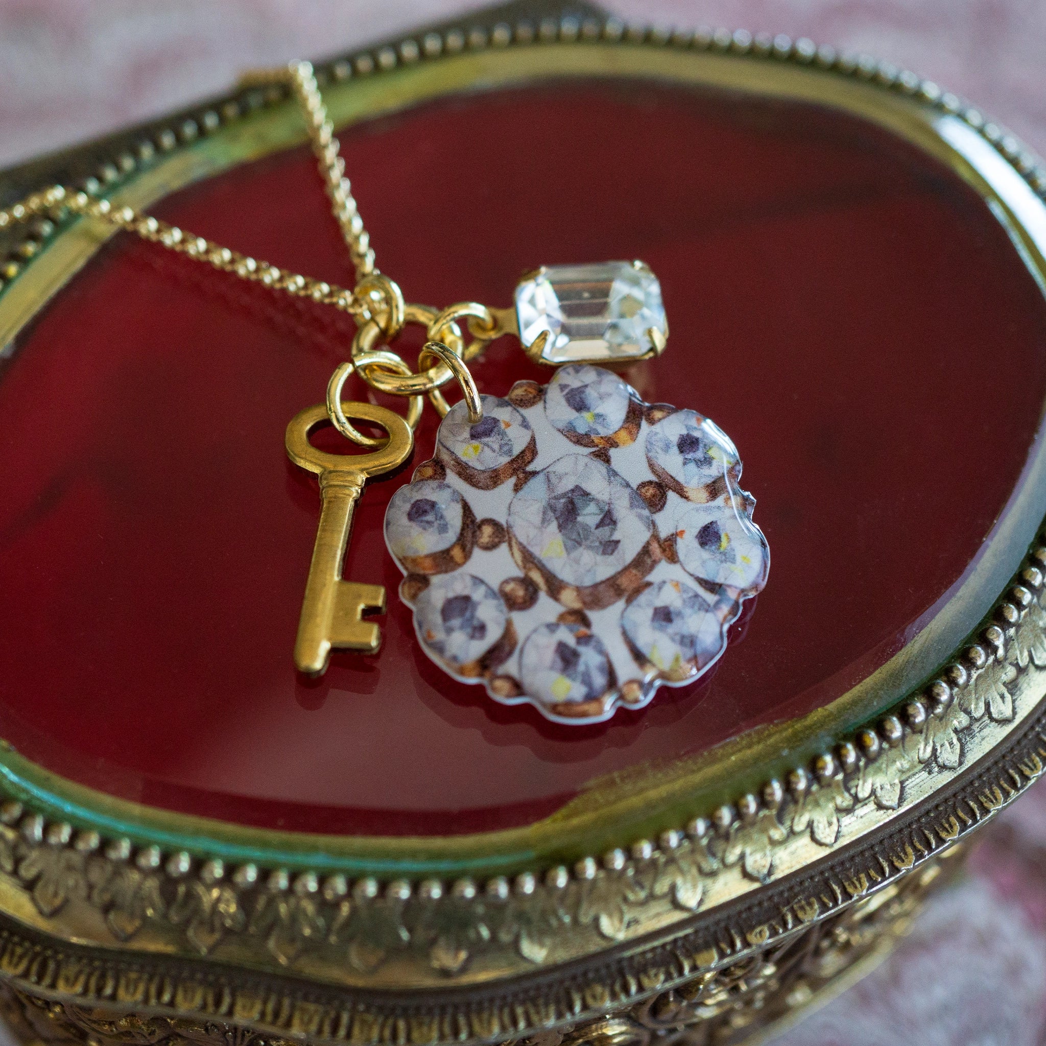 Titania Pendant – Imaginary Artifacts